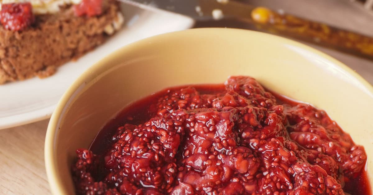 Chia Berry Jam — Maria Lucey Dietitian