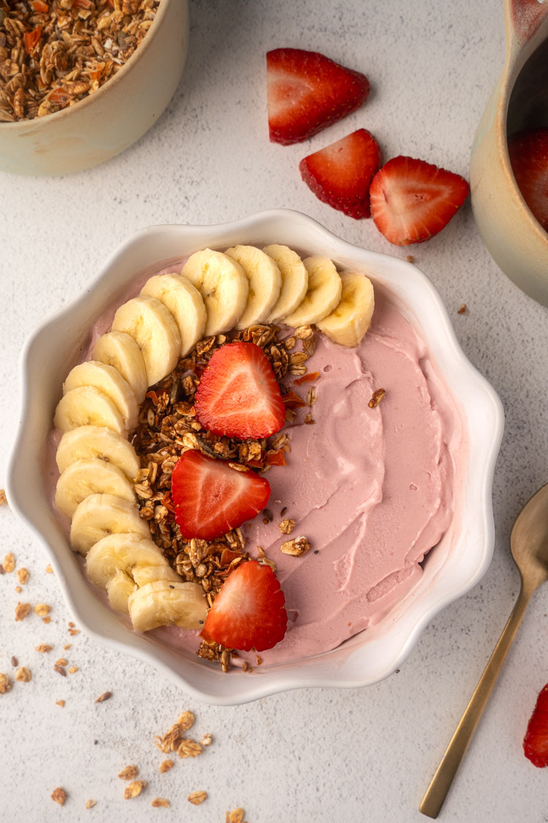 Ninja Creami Smoothie Bowl (High Protein High Fiber Recipe) — Maria ...
